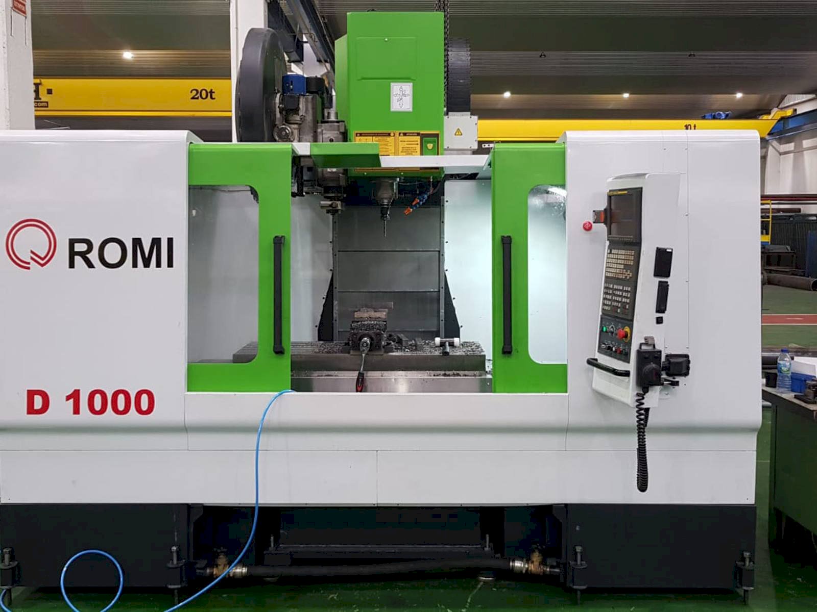 Romi D 1000 vertical machine center