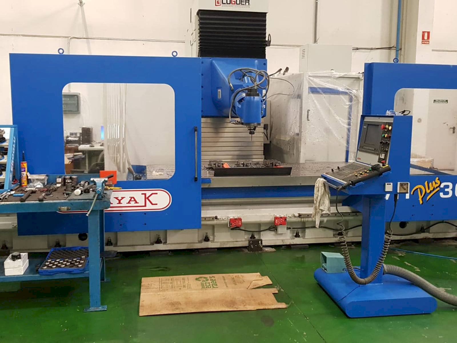 ANAYAK VH-Plus-3000-N milling machine
