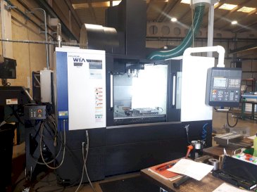Hyundai Wia KF 5600C Vertical Machining center