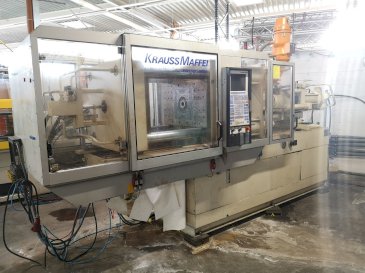 Used Krauss Maffei 150-700 C1 - Injection Moulding Machine