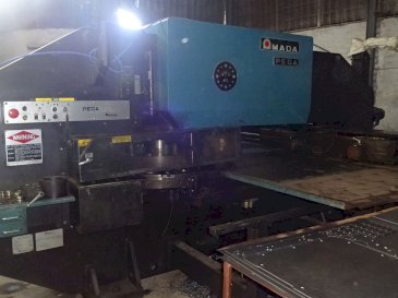 AMADA PEGA 305072 Punzonadora de torreta