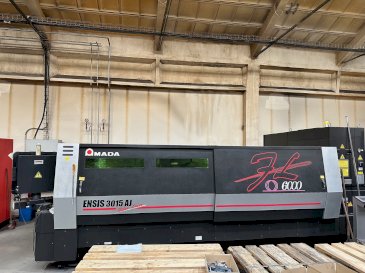 AMADA ENSIS-3015 AJ Fiber Laser cutting machine