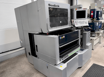 SODICK VZ 300L (2010) Wire cut EDM machine