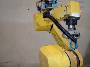 Robot FANUC M-6iB