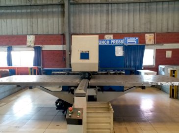 Pre-Owned Trumpf Trumatic 200 Punching Machine