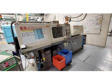 Nissei ES400 Injection moulding machine