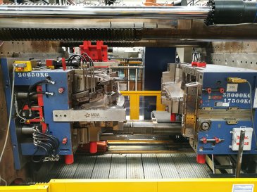 Used Husky E 3650 RS 170/155 - Injection Moulding Machine