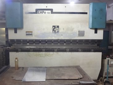 Hindustan Hydraulics EHP E 100 Bending Machine