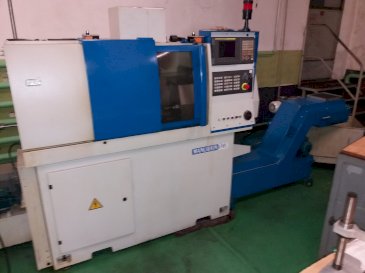 Manurhin KMX 413 Lathe machine