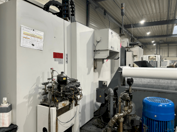 STAMA MC 326 TWIN Vertikal-Bearbeitungszentrum