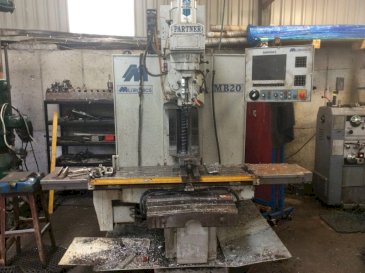 MILLTRONICS MB20 Milling Machine
