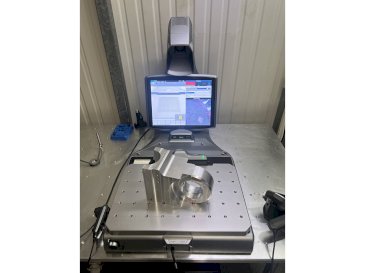 KEYENCE XM-C1000 Measuring machine