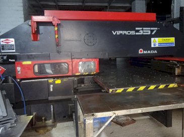 Punzonadora de Torreta AMADA Vipros 357