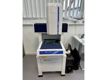 Mitutoyo Quick Vision Apex Measuring machine