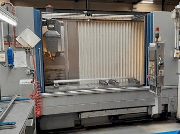 CHIRON MILL 2000 Vertical Machining centre