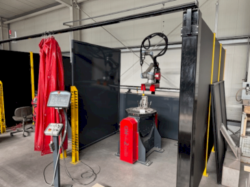 Used FRONIUS UR10 Roboter e-Series | Robot For Sale