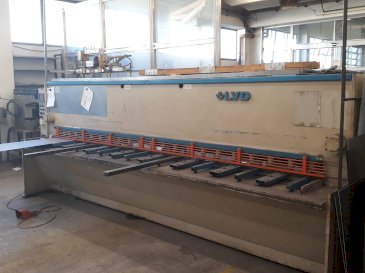 LVD HST 40/6 Shearing Machine