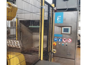 Extrude Hone Classic 1A-450-43-P-M Deburring