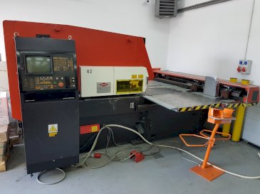 Usado AMADA ARIES 245 - Punzonadora de torreta para la venta